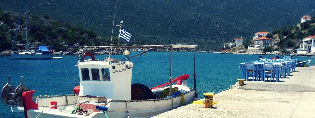 Top 10 tips for visiting Greece in summer and enjoying it