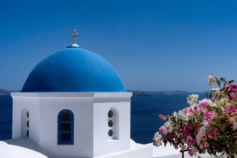 How To Visit Greece On A Budget And Cheapest Time To Go