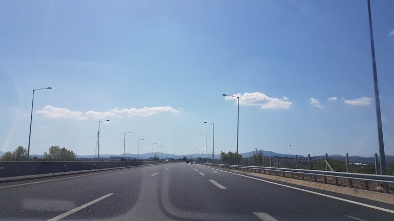 Driving In Greece - A Local's Essential Tips On Greek Driving