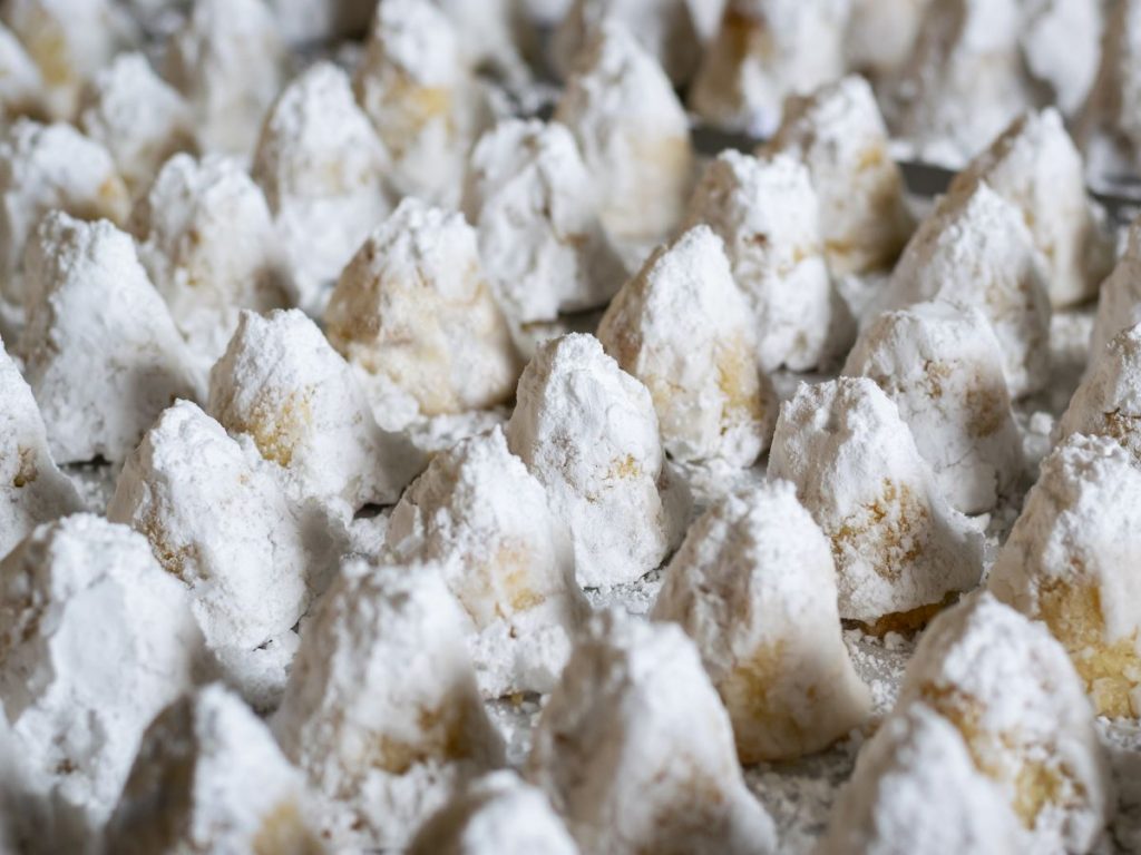 Delicious Greek Desserts To Make Your Taste Buds Tingle