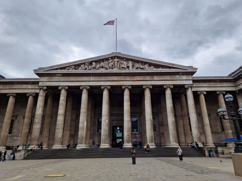 The Parthenon Marbles Debate - Athens vs London