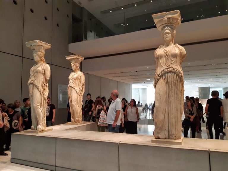 The Parthenon Marbles Debate - Athens vs London