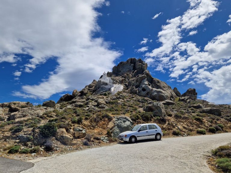 Can You Drive In Greece With A US License? (UK, Australia, Canada)